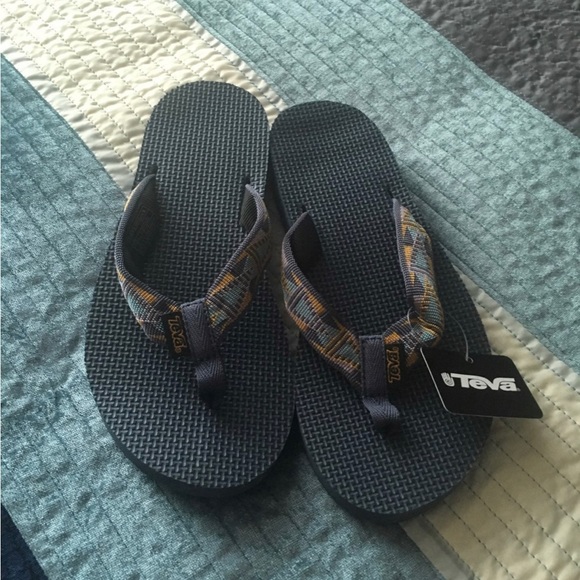Teva | Shoes | Teva Flip Flop Sandals Size 5 | Poshmark